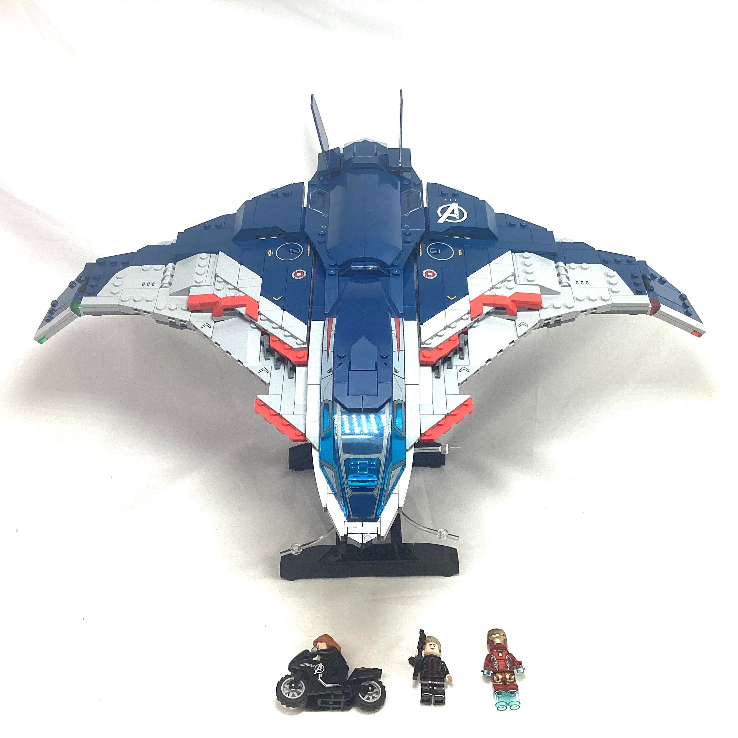 76325 Avengers: Age of Ultron Quinjet ( Missing Ultimate Ultron and Qu